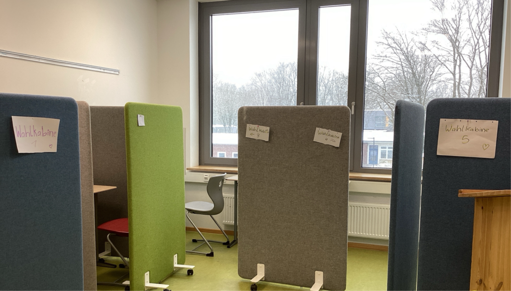 Aktionstag / Juniorwahl 2025 zur Bundestagswahl - IGS Flötenteich